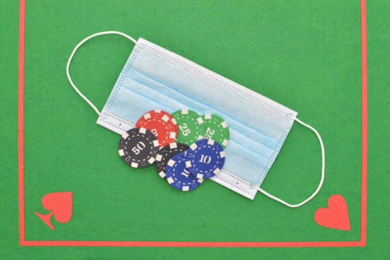 Hellmuth Should Walk Back Comments on Haxton Mask-Wearing