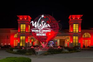 Police Hunt Suspect in Fatal Oklahoma Casino Shooting